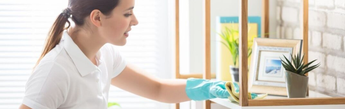 Passo a passo para limpar móveis sem prejudicar o material